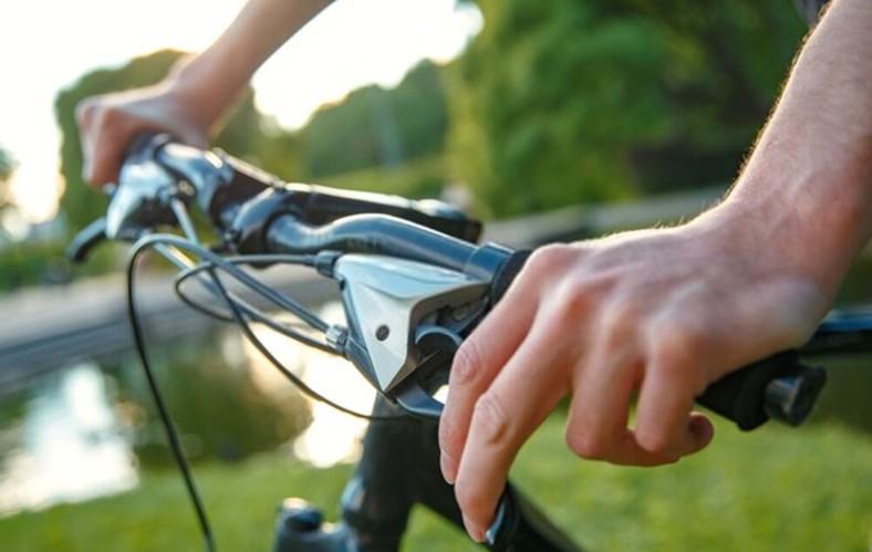 Adjustment Trick: Shimano Hydraulic Disc Brake Lever Adjustments - Hood MWR