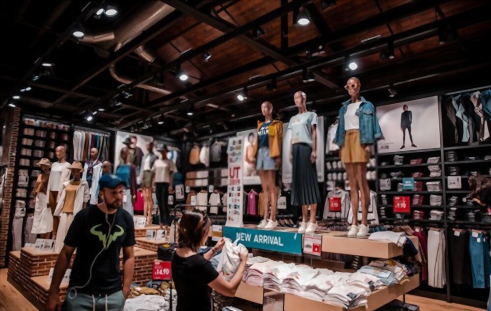 20 Greatest Affordable Clothes Brands 2022 - Hood MWR