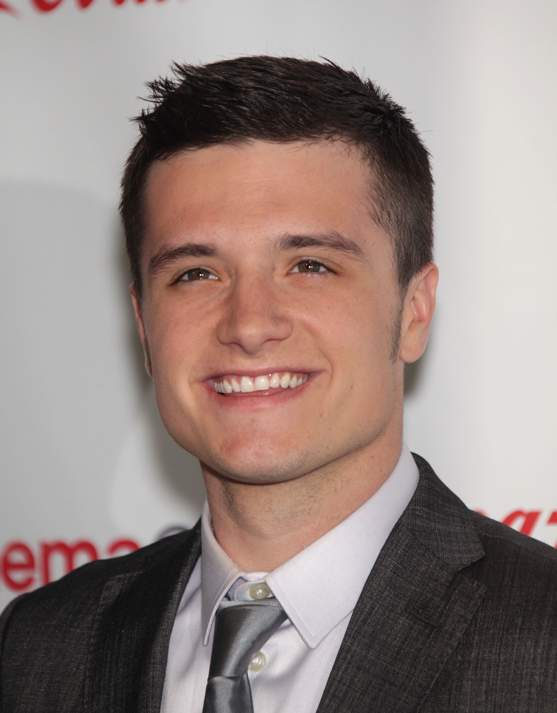 Josh Hutcherson Height How Tall Is The American Actor And Producer